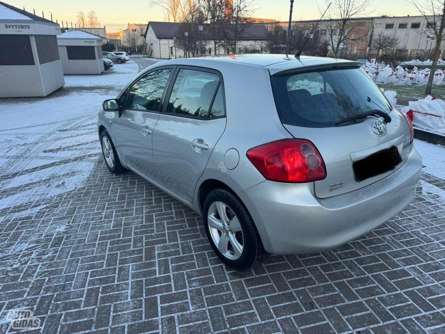 Toyota Auris 2009 Šauļi, ar dzinēja tilpumu 2.00 L un nobraukumu 171 tūkst. km par 2550 €, foto 6 vietnē AUTOMOTO.COM.LV