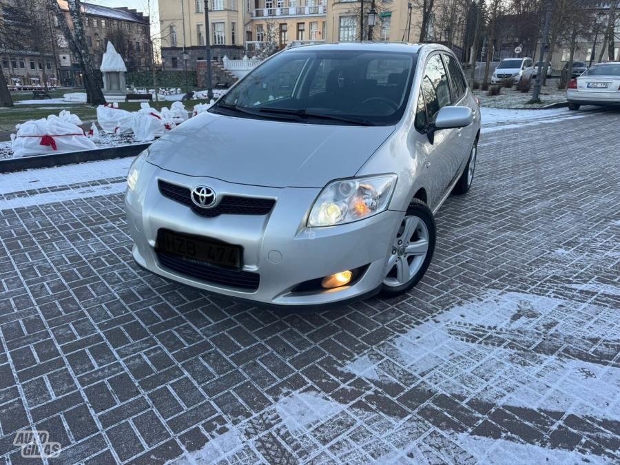Toyota Auris 2009 Šauļi, ar dzinēja tilpumu 2.00 L un nobraukumu 172 tūkst. km par 2450 €, foto 2 vietnē AUTOMOTO.COM.LV