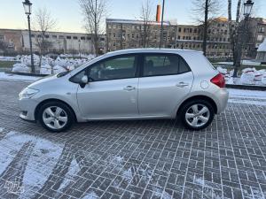 Toyota Auris 2009 Šauļi, ar dzinēja tilpumu 2.00 L un nobraukumu 172 tūkst. km par 2450 €, foto 5 vietnē AUTOMOTO.COM.LV