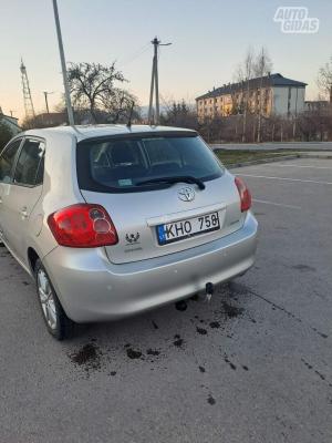 Toyota Auris 2009 Tauragė, ar dzinēja tilpumu 2.00 L un nobraukumu 249 tūkst. km par 2600 €, foto 5 vietnē AUTOMOTO.COM.LV