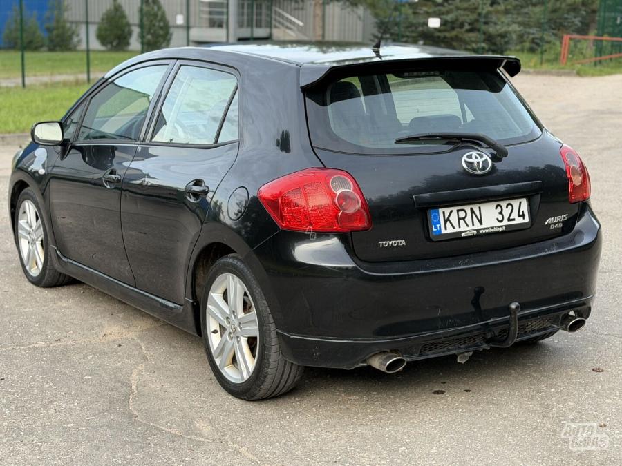 Toyota Auris 2009 Šauļi, ar dzinēja tilpumu 2.20 L un nobraukumu 312 tūkst. km par 1650 €, foto 9 vietnē AUTOMOTO.COM.LV