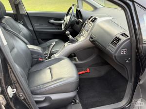 Toyota Auris 2009 Šauļi, ar dzinēja tilpumu 2.20 L un nobraukumu 312 tūkst. km par 1650 €, foto 13 vietnē AUTOMOTO.COM.LV