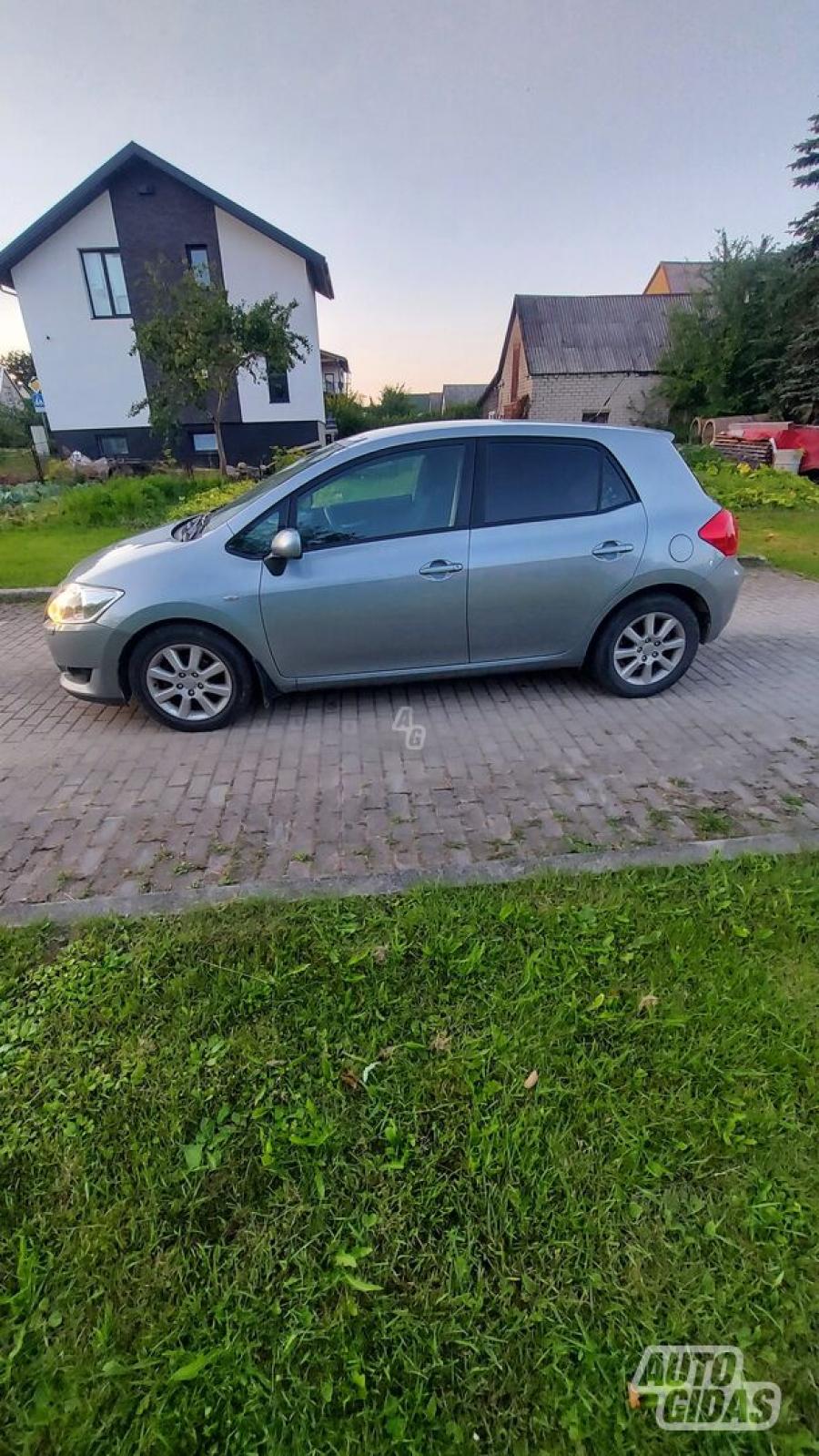 Toyota Auris 2009 Telšiai, ar dzinēja tilpumu 1.40 L un nobraukumu 300 tūkst. km par 1900 €, foto 4 vietnē AUTOMOTO.COM.LV