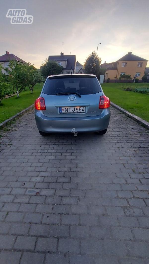 Toyota Auris 2009 in Telschi, with an engine capacity of 1.40 L and mileage of 300 thousand km for 1900 €, photo 6 on AUTOMOTO.COM.LV
