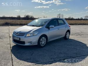 Toyota Auris 2010 in Riga, with an engine capacity of 1.60 L and mileage of 0 thousand km for 3899 €, photo  on AUTOMOTO.COM.LV