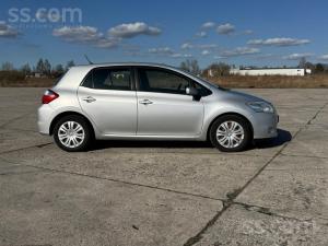 Toyota Auris 2010 in Riga, with an engine capacity of 1.60 L and mileage of 0 thousand km for 3899 €, photo 7 on AUTOMOTO.COM.LV