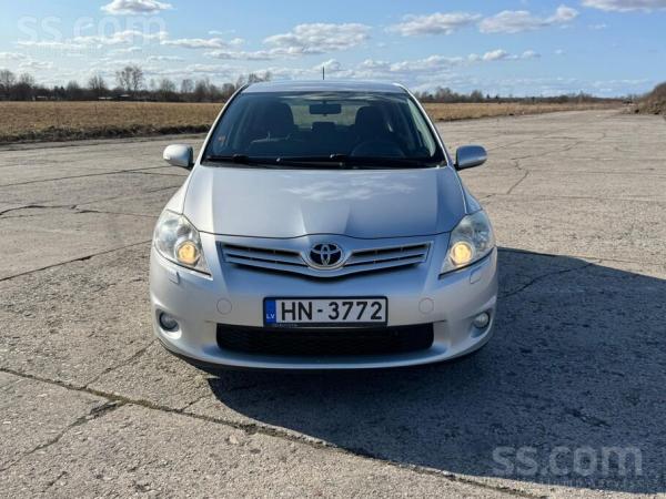 Toyota Auris 2010 Rīga, ar dzinēja tilpumu 1.60 L un nobraukumu 0 tūkst. km par 3899 €, foto 8 vietnē AUTOMOTO.COM.LV