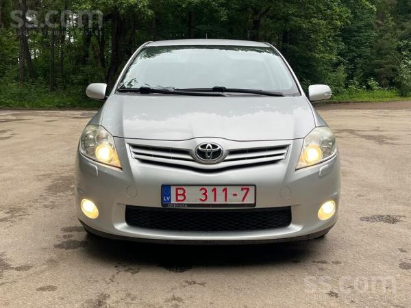 Toyota Auris 2010 Rīga, ar dzinēja tilpumu 1.60 L un nobraukumu 0 tūkst. km par 3599 €, foto 8 vietnē AUTOMOTO.COM.LV