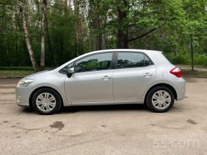 Тойота Аурис 2010 в Рига, объемом двигателя 1.60 л и пробегом 0 тыс. км за 3599 €, фото 3 на AUTOMOTO.COM.LV