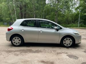 Тойота Аурис 2010 в Рига, объемом двигателя 1.60 л и пробегом 0 тыс. км за 3599 €, фото 7 на AUTOMOTO.COM.LV