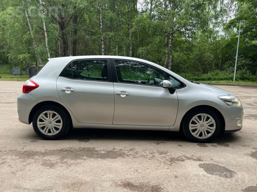 Тойота Аурис 2010 в Рига, объемом двигателя 1.60 л и пробегом 0 тыс. км за 3599 €, фото 7 на AUTOMOTO.COM.LV