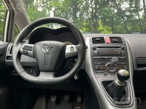 Тойота Аурис 2010 в Рига, объемом двигателя 1.60 л и пробегом 0 тыс. км за 3599 €, фото 12 на AUTOMOTO.COM.LV