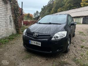 Toyota Auris 2010 Jonava, ar dzinēja tilpumu 1.40 L un nobraukumu 380 tūkst. km par 1700 €, foto 3 vietnē AUTOMOTO.COM.LV