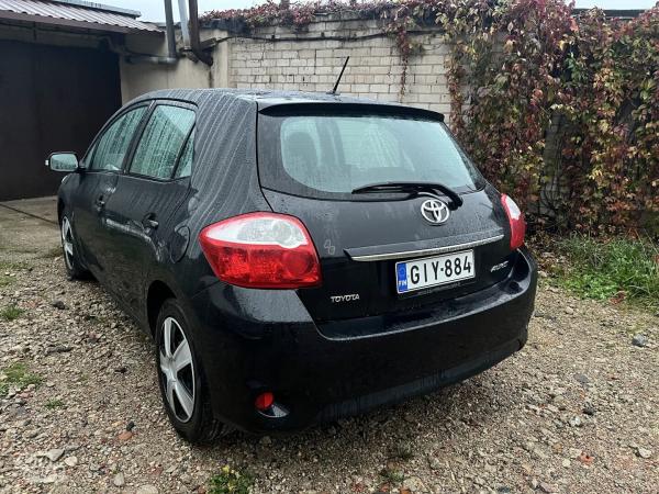 Toyota Auris 2010 Jonava vietnÄ Toyota Auris 2010 Jonava, ar dzinÄja tilpumu 1.40 L un nobraukumu 380 tÅ«kst. km par 1700 ā¬, foto 4 vietnÄ AUTOMOTO.COM.LV