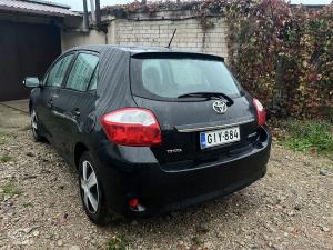 Toyota Auris 2010 Jonava, ar dzinēja tilpumu 1.40 L un nobraukumu 380 tūkst. km par 1700 €, foto 4 vietnē AUTOMOTO.COM.LV