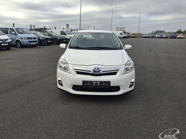 Toyota Auris 2010 in Vilnius on AUTOMOTO.COM.LV Toyota Auris 2010 in Vilnius, with an engine capacity of 1.80 L and mileage of 162 thousand km for 5900 €, photo 3 on AUTOMOTO.COM.LV