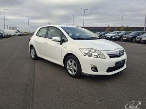 Toyota Auris 2010 Viļņa, ar dzinēja tilpumu 1.80 L un nobraukumu 162 tūkst. km par 5900 €, foto  vietnē AUTOMOTO.COM.LV