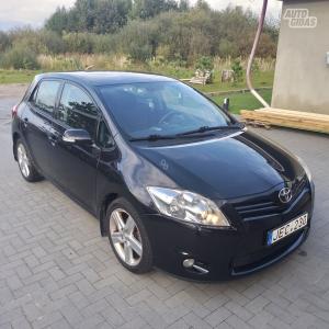 Toyota Auris 2011 in Klaipeda, with an engine capacity of 1.60 L and mileage of 179 thousand km for 3700 €, photo 2 on AUTOMOTO.COM.LV