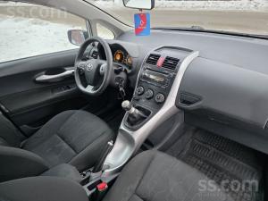 Toyota Auris 2011 Ventspils, ar dzinēja tilpumu 2.00 L un nobraukumu 267 tūkst. km par 2850 €, foto 16 vietnē AUTOMOTO.COM.LV