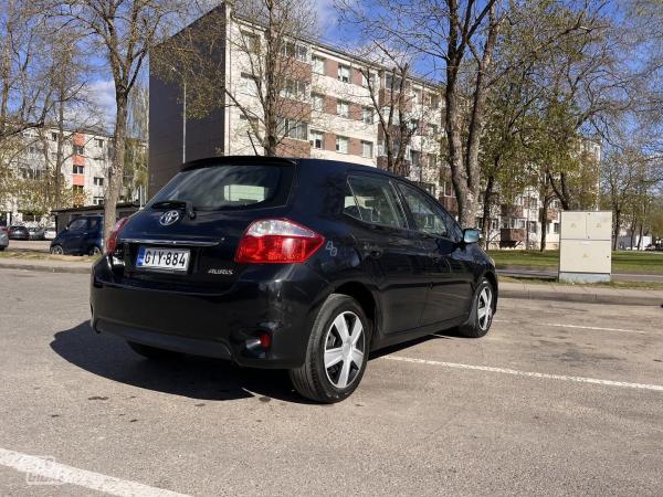 Toyota Auris 2011 Jonava, ar dzinēja tilpumu 1.40 L un nobraukumu 378 tūkst. km par 2550 €, foto 4 vietnē AUTOMOTO.COM.LV