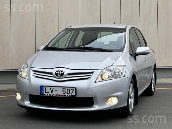 Toyota Auris 2011 Rīga, ar dzinēja tilpumu 1.40 L un nobraukumu 185 tūkst. km par 3850 €, foto 2 vietnē AUTOMOTO.COM.LV