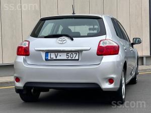 Toyota Auris 2011 Rīga, ar dzinēja tilpumu 1.40 L un nobraukumu 185 tūkst. km par 3850 €, foto 4 vietnē AUTOMOTO.COM.LV