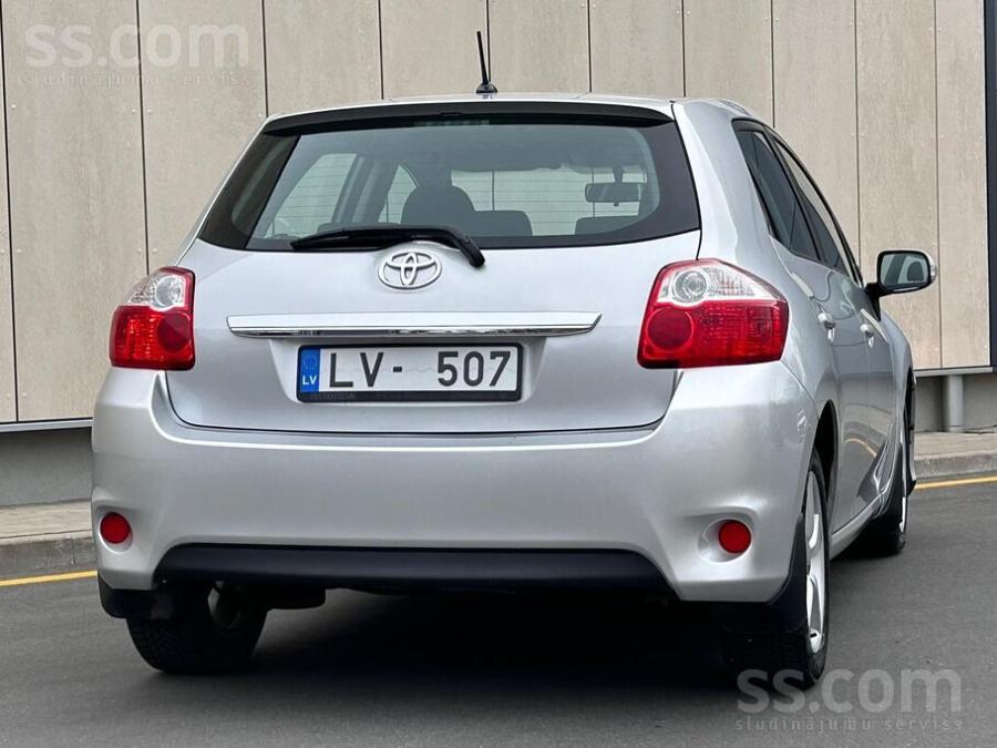 Toyota Auris 2011 Rīga, ar dzinēja tilpumu 1.40 L un nobraukumu 185 tūkst. km par 3850 €, foto 4 vietnē AUTOMOTO.COM.LV