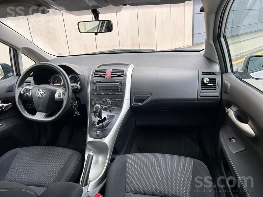 Toyota Auris 2011 Rīga, ar dzinēja tilpumu 1.40 L un nobraukumu 185 tūkst. km par 3850 €, foto 7 vietnē AUTOMOTO.COM.LV