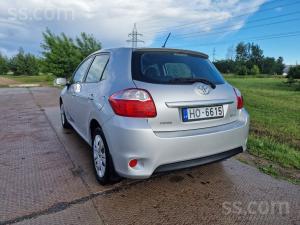 Toyota Auris 2011 Rīga, ar dzinēja tilpumu 1.60 L un nobraukumu 150 tūkst. km par 3750 €, foto 3 vietnē AUTOMOTO.COM.LV