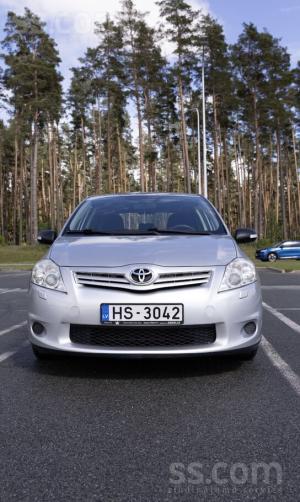 Тойота Аурис 2011 в Рига, объемом двигателя 1.30 л и пробегом 158 тыс. км за 3990 €, фото 5 на AUTOMOTO.COM.LV