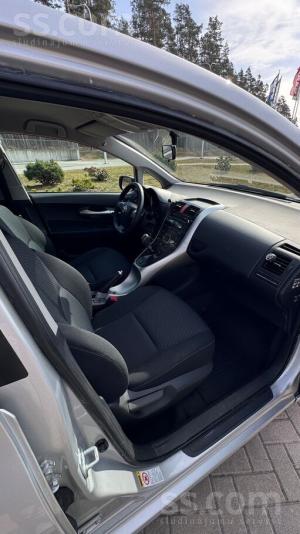 Toyota Auris 2011 Rīga, ar dzinēja tilpumu 1.40 L un nobraukumu 186 tūkst. km par 3390 €, foto 9 vietnē AUTOMOTO.COM.LV