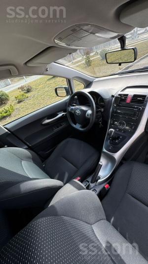 Toyota Auris 2011 Rīga, ar dzinēja tilpumu 1.40 L un nobraukumu 186 tūkst. km par 3390 €, foto 10 vietnē AUTOMOTO.COM.LV