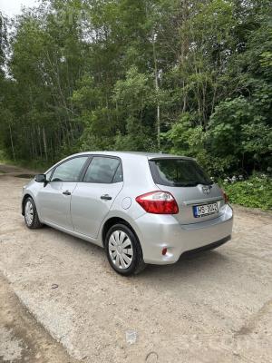Toyota Auris 2011 Rīga, ar dzinēja tilpumu 1.30 L un nobraukumu 158 tūkst. km par 3750 €, foto 6 vietnē AUTOMOTO.COM.LV