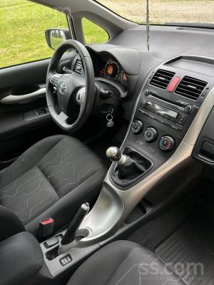 Toyota Auris 2011 Rīga, ar dzinēja tilpumu 1.30 L un nobraukumu 158 tūkst. km par 3750 €, foto 14 vietnē AUTOMOTO.COM.LV