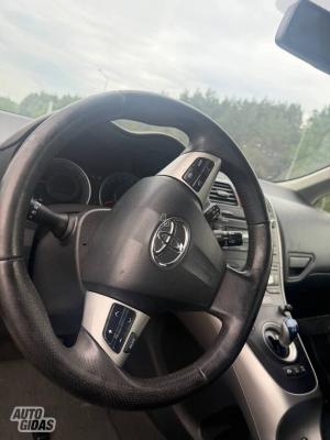Toyota Auris 2011 in Vilnius, with an engine capacity of 1.80 L and mileage of 230 thousand km for 2200 €, photo 4 on AUTOMOTO.COM.LV