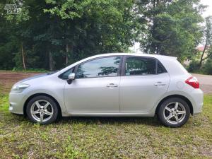 Toyota Auris 2011 Jurbarkas, ar dzinēja tilpumu 1.40 L un nobraukumu 200 tūkst. km par 2600 €, foto 4 vietnē AUTOMOTO.COM.LV