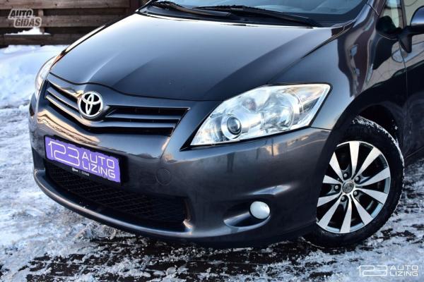 Toyota Auris 2012 in Kretinga, with an engine capacity of 2.00 L and mileage of 110 thousand km for 4950 €, photo 4 on AUTOMOTO.COM.LV