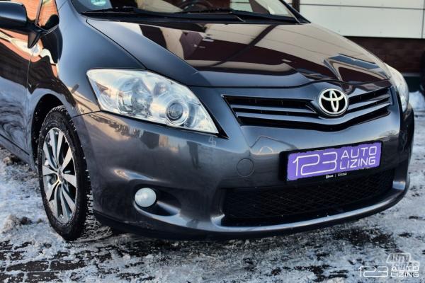 Toyota Auris 2012 in Kretinga, with an engine capacity of 2.00 L and mileage of 110 thousand km for 4950 €, photo 6 on AUTOMOTO.COM.LV