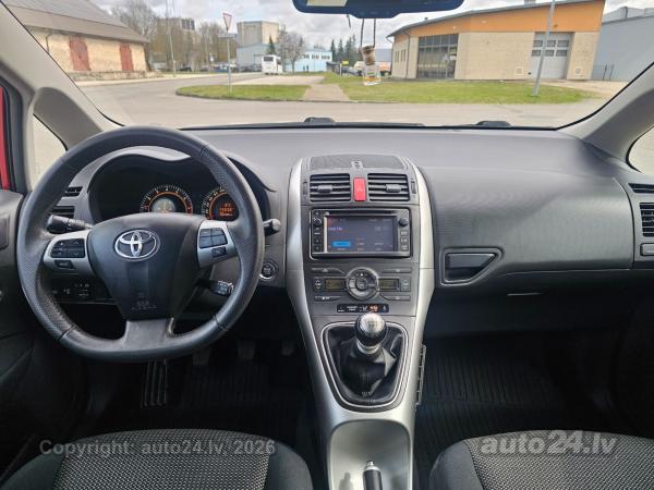 Toyota Auris 2012 Paide, ar dzinēja tilpumu 1.60 L un nobraukumu 167 tūkst. km par 5990 €, foto 8 vietnē AUTOMOTO.COM.LV