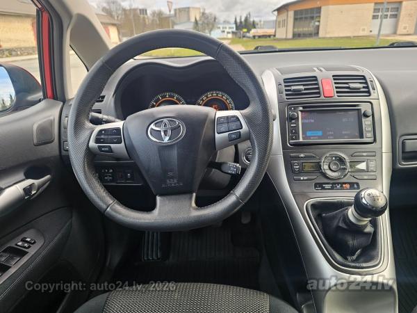 Toyota Auris 2012 Paide, ar dzinēja tilpumu 1.60 L un nobraukumu 167 tūkst. km par 5990 €, foto 9 vietnē AUTOMOTO.COM.LV