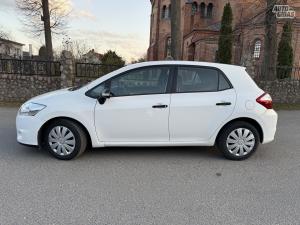 Toyota Auris 2012 Viļņa, ar dzinēja tilpumu 1.40 L un nobraukumu 343 tūkst. km par 2750 €, foto 4 vietnē AUTOMOTO.COM.LV