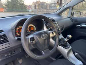 Toyota Auris 2012 Viļņa, ar dzinēja tilpumu 1.40 L un nobraukumu 343 tūkst. km par 2750 €, foto 8 vietnē AUTOMOTO.COM.LV