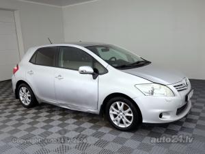 Toyota Auris 2012 in Tallinn, with an engine capacity of 1.60 L and mileage of 345 thousand km for 1799 €, photo  on AUTOMOTO.COM.LV