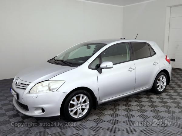 Toyota Auris 2012 in Tallinn, with an engine capacity of 1.60 L and mileage of 345 thousand km for 1799 €, photo 3 on AUTOMOTO.COM.LV