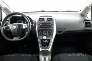 Toyota Auris 2012 in Tallinn, with an engine capacity of 1.60 L and mileage of 345 thousand km for 1799 €, photo 6 on AUTOMOTO.COM.LV