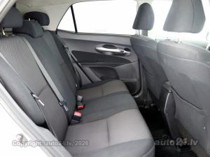 Toyota Auris 2012 in Tallinn, with an engine capacity of 1.60 L and mileage of 345 thousand km for 1799 €, photo 8 on AUTOMOTO.COM.LV
