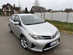 Toyota Auris 2013 Valmiera, ar dzinēja tilpumu 1.40 L un nobraukumu 294 tūkst. km par 4350 €, foto 5 vietnē AUTOMOTO.COM.LV