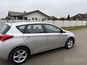 Toyota Auris 2013 Valmiera, ar dzinēja tilpumu 1.40 L un nobraukumu 294 tūkst. km par 4350 €, foto 7 vietnē AUTOMOTO.COM.LV