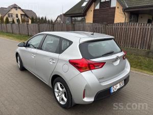 Toyota Auris 2013 Valmiera, ar dzinēja tilpumu 1.40 L un nobraukumu 294 tūkst. km par 4350 €, foto 10 vietnē AUTOMOTO.COM.LV