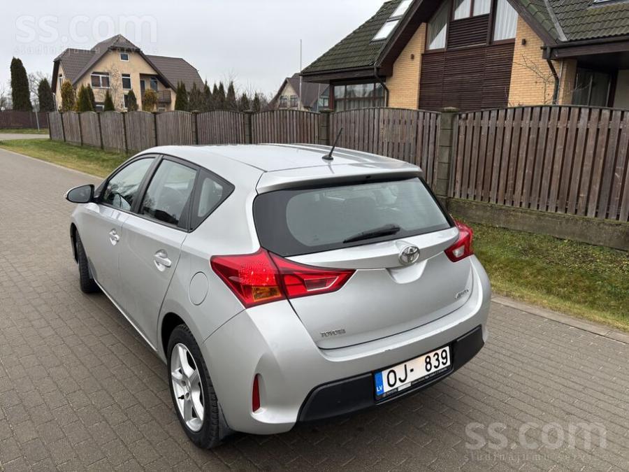 Toyota Auris 2013 Valmiera, ar dzinēja tilpumu 1.40 L un nobraukumu 294 tūkst. km par 4350 €, foto 11 vietnē AUTOMOTO.COM.LV